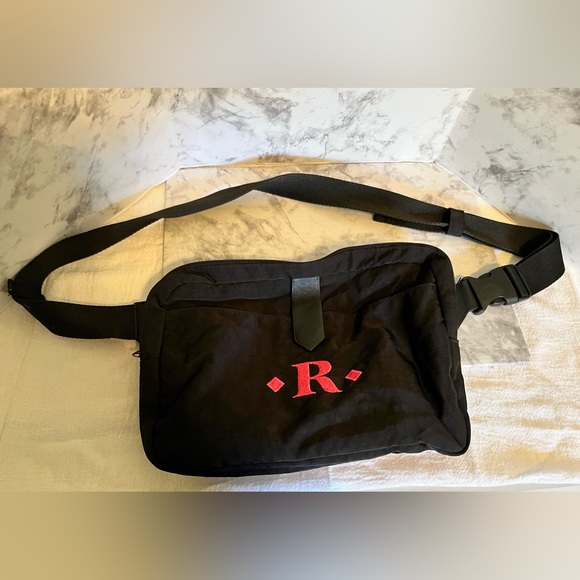 thirty-one | Bags | Thirty One Sling Bag | Poshmark